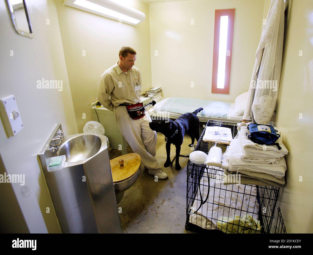 Prison train service dogs hi-res stock photography and images - Alamy
