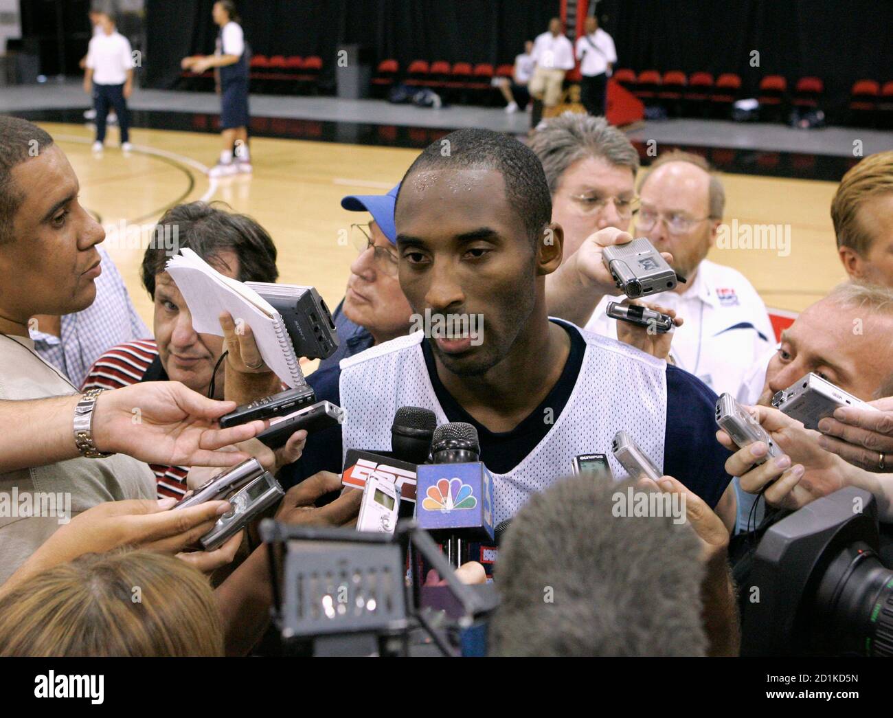 Kobe bryant team usa hi-res stock photography and images - Alamy