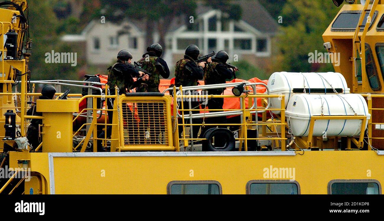 Royal marines base hi-res stock photography and images - Alamy