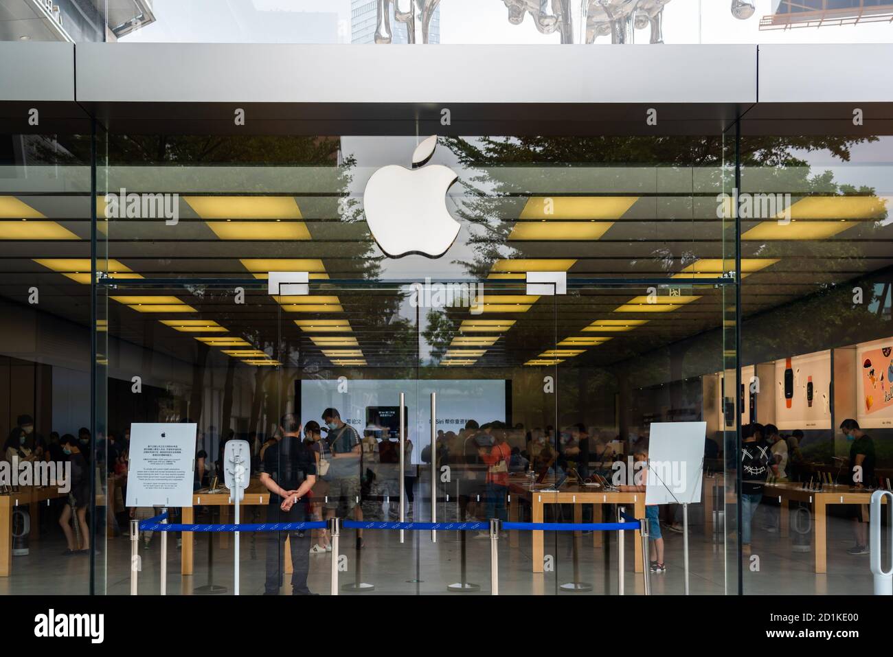Shenzhen, China. 05th Oct, 2020. Apple logo and retail store seen in ...