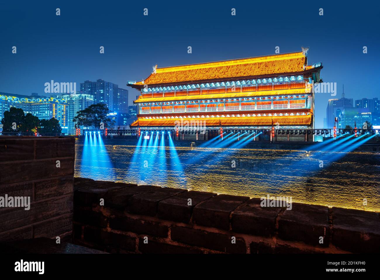 Yongning Gate Arrow Tower, Ming Dynasty City Wall, Xi'an, China Stock ...