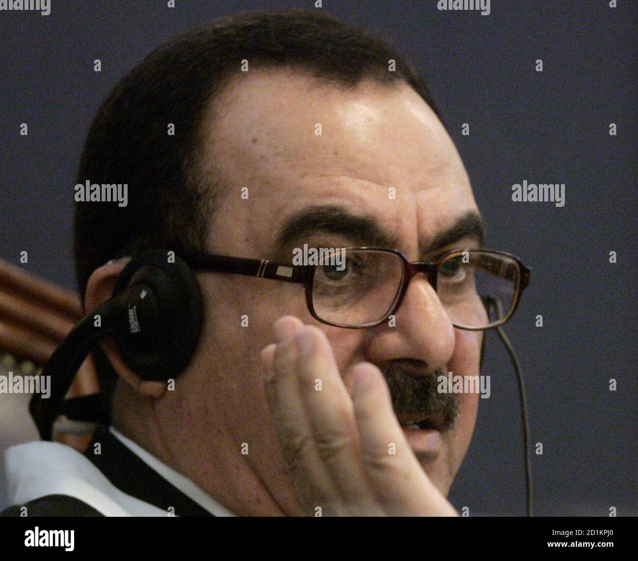 Saddam hussein at court hi-res stock photography and images - Alamy