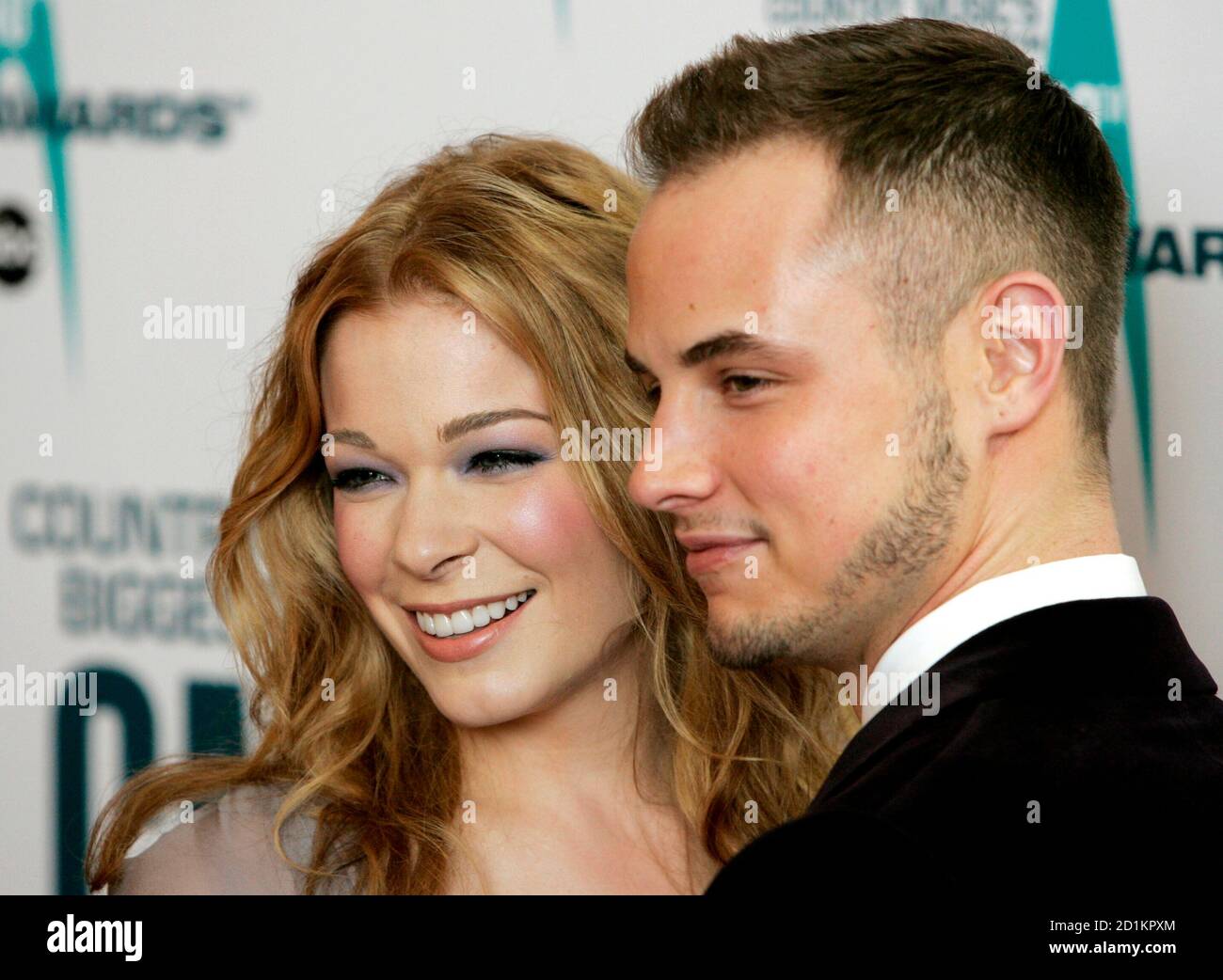 Leann rimes and husband dean sheremet hi-res stock photography and ...