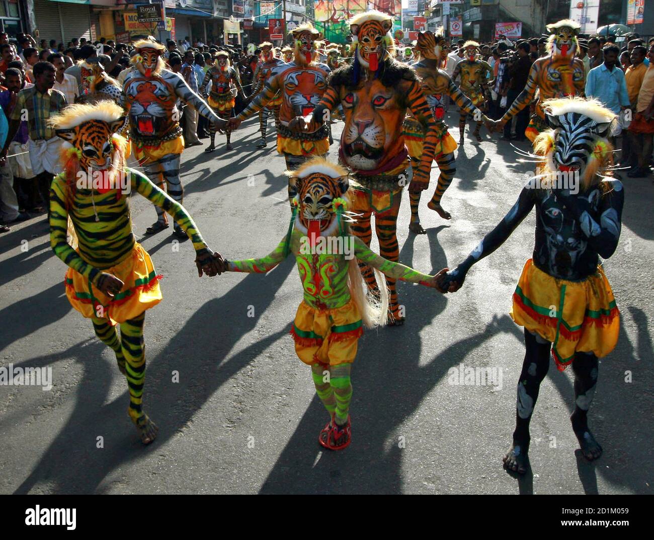 Pulikali tiger dancers hi-res stock photography and images - Alamy