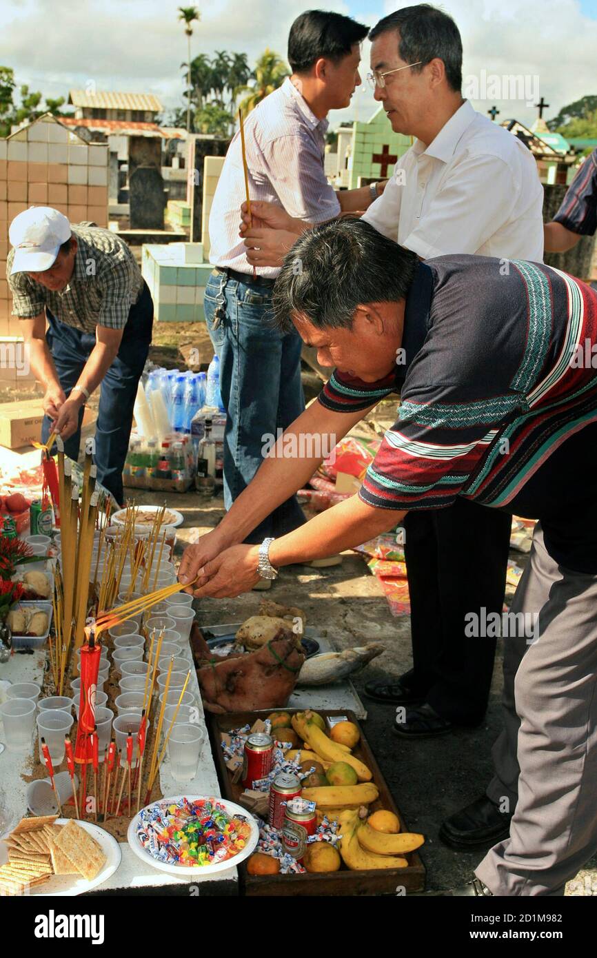 Suriname Chinese High Resolution Stock Photography and Images - Alamy