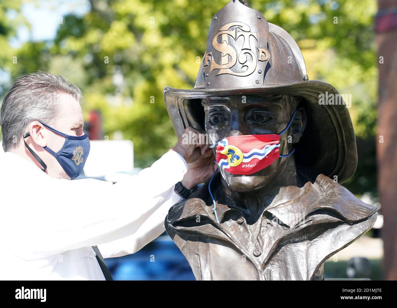 Flag fire department chief hi-res stock photography and images - Alamy