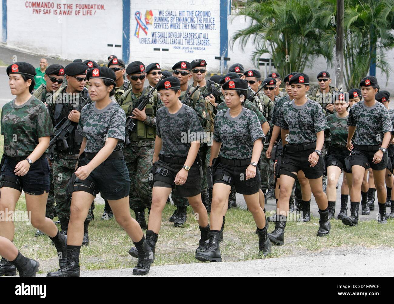 Women philippine national police special hi-res stock photography and ...