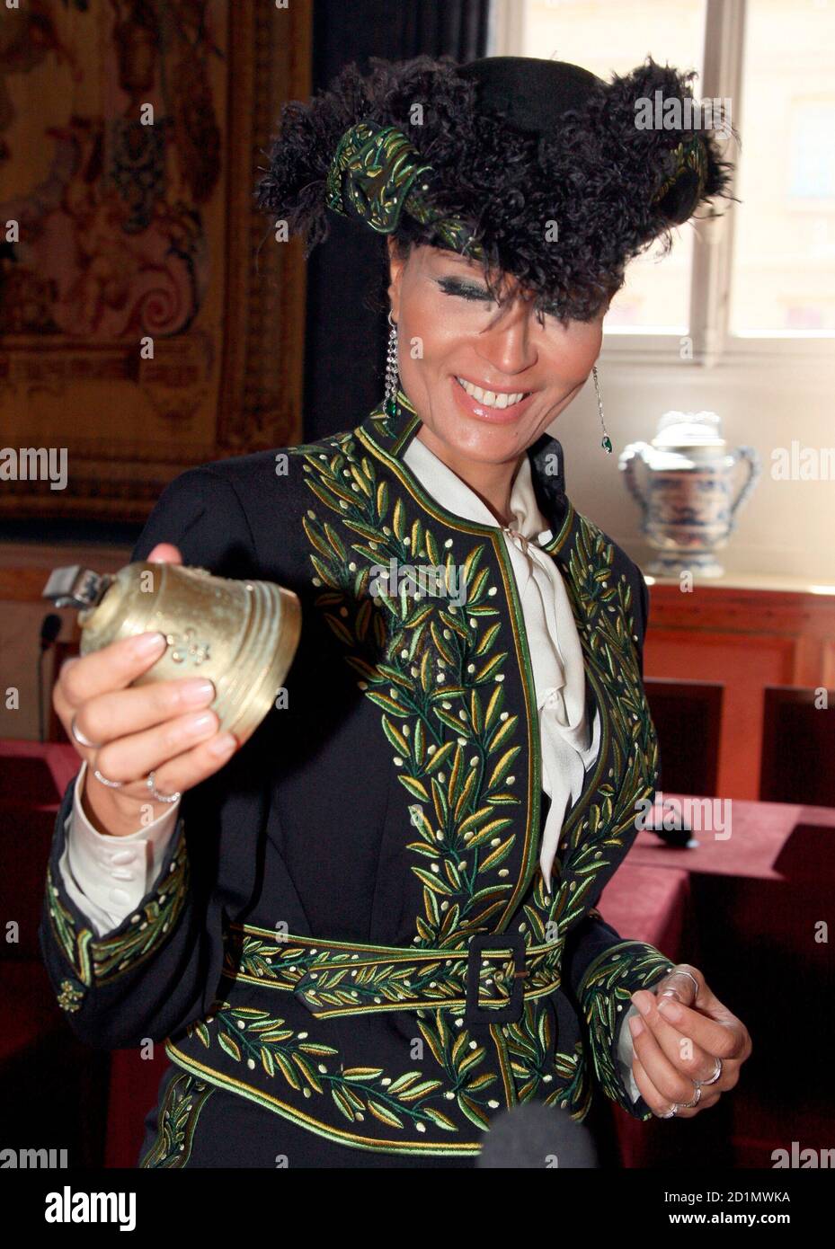 Qatari royals hi-res stock photography and images - Alamy