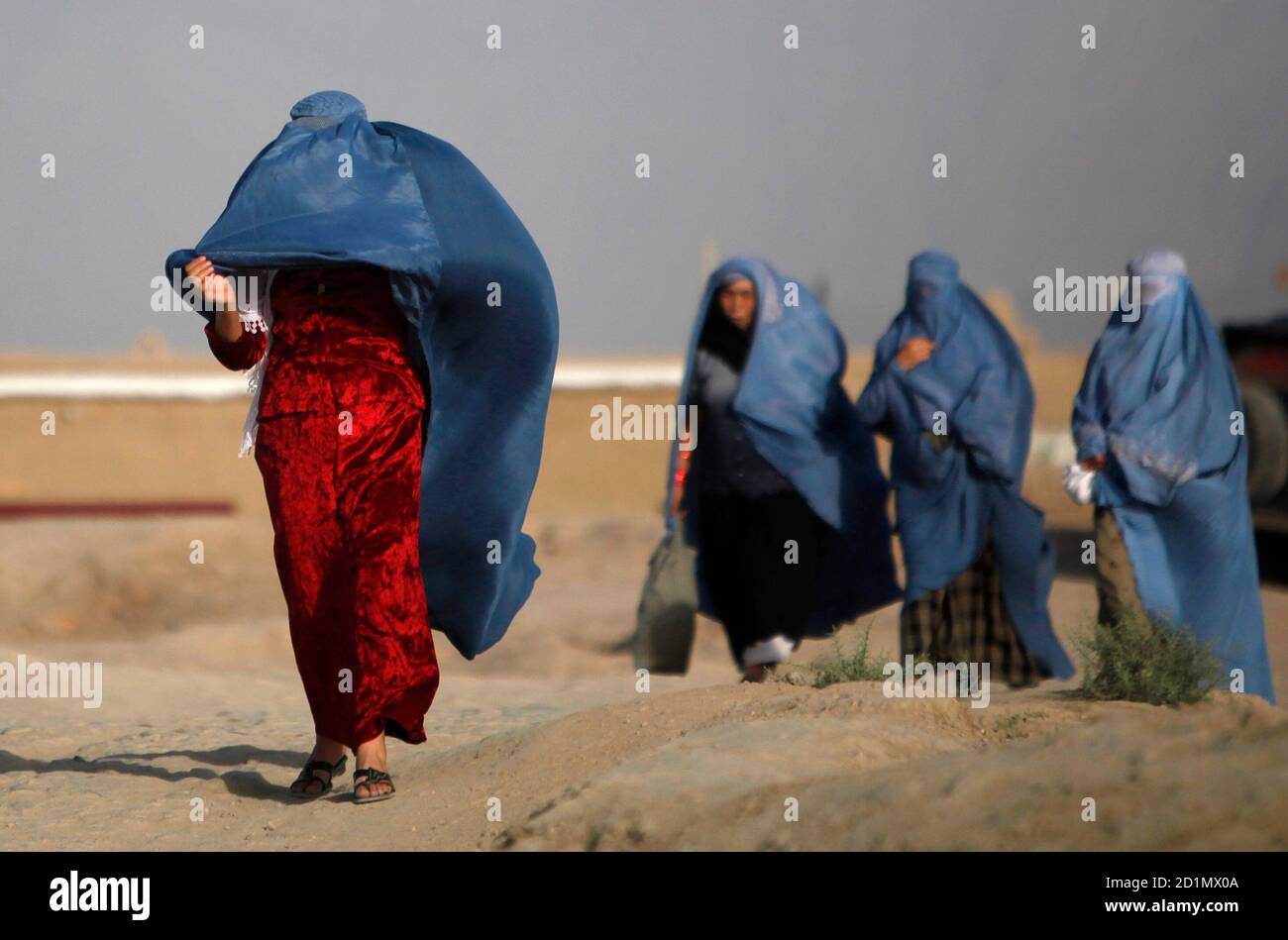 Burqa Afghanistan High Resolution Stock Photography and Images - Alamy