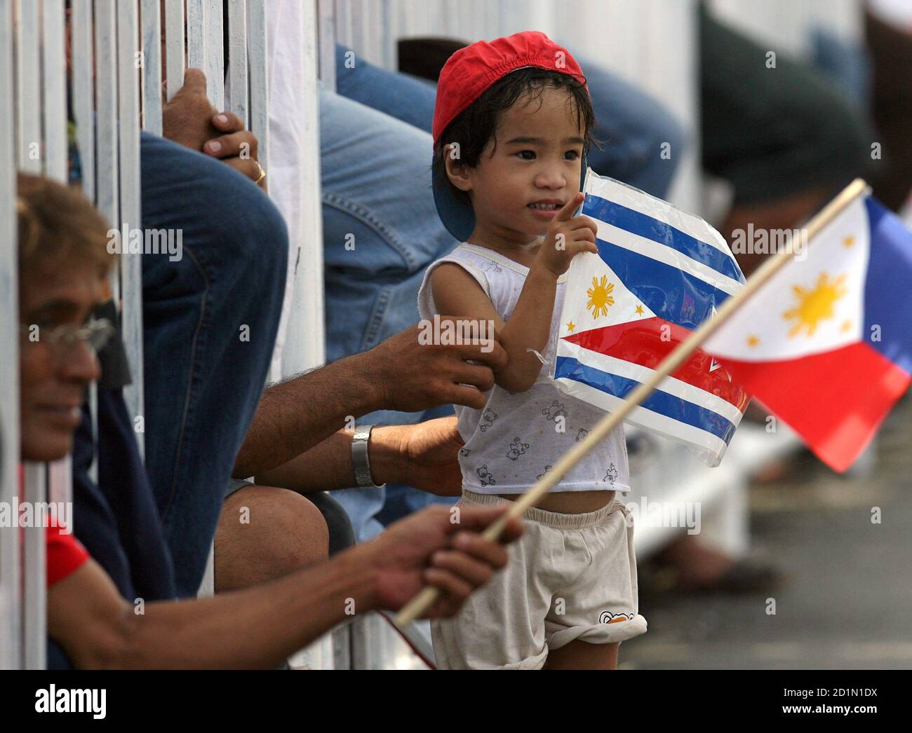 Philippine independence day parade hi-res stock photography and images ...