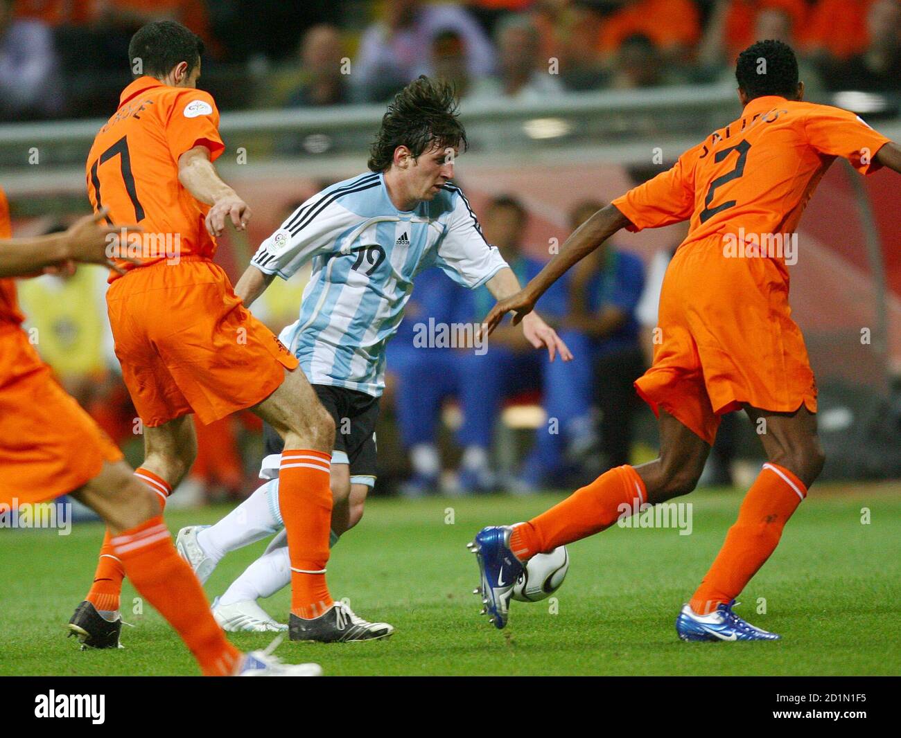 Lionel messi argentina fifa world cup hi-res stock photography and ...