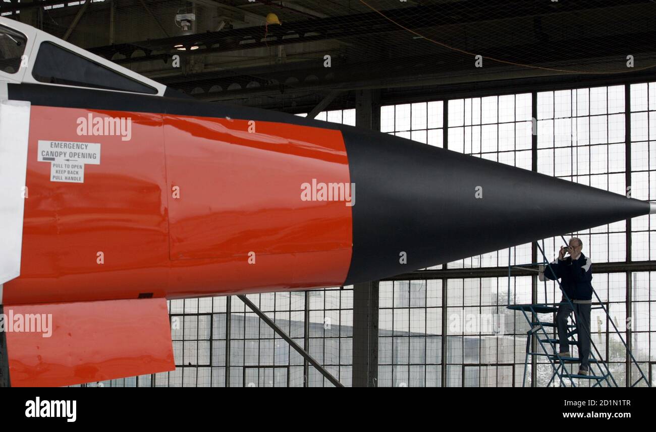 Avro arrow model hi-res stock photography and images - Alamy