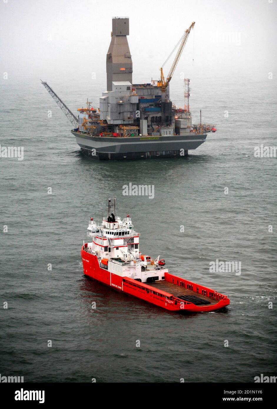 Pressure vessel production hi-res stock photography and images - Alamy