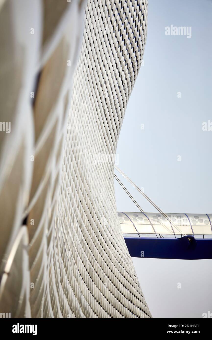 Aluminium building cladding hi-res stock photography and images - Alamy