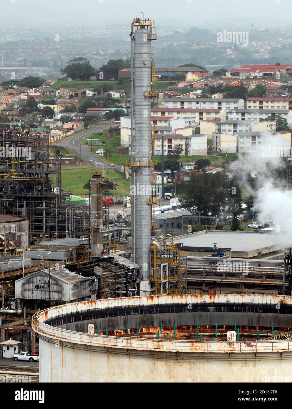 Engen refinery hi-res stock photography and images - Alamy