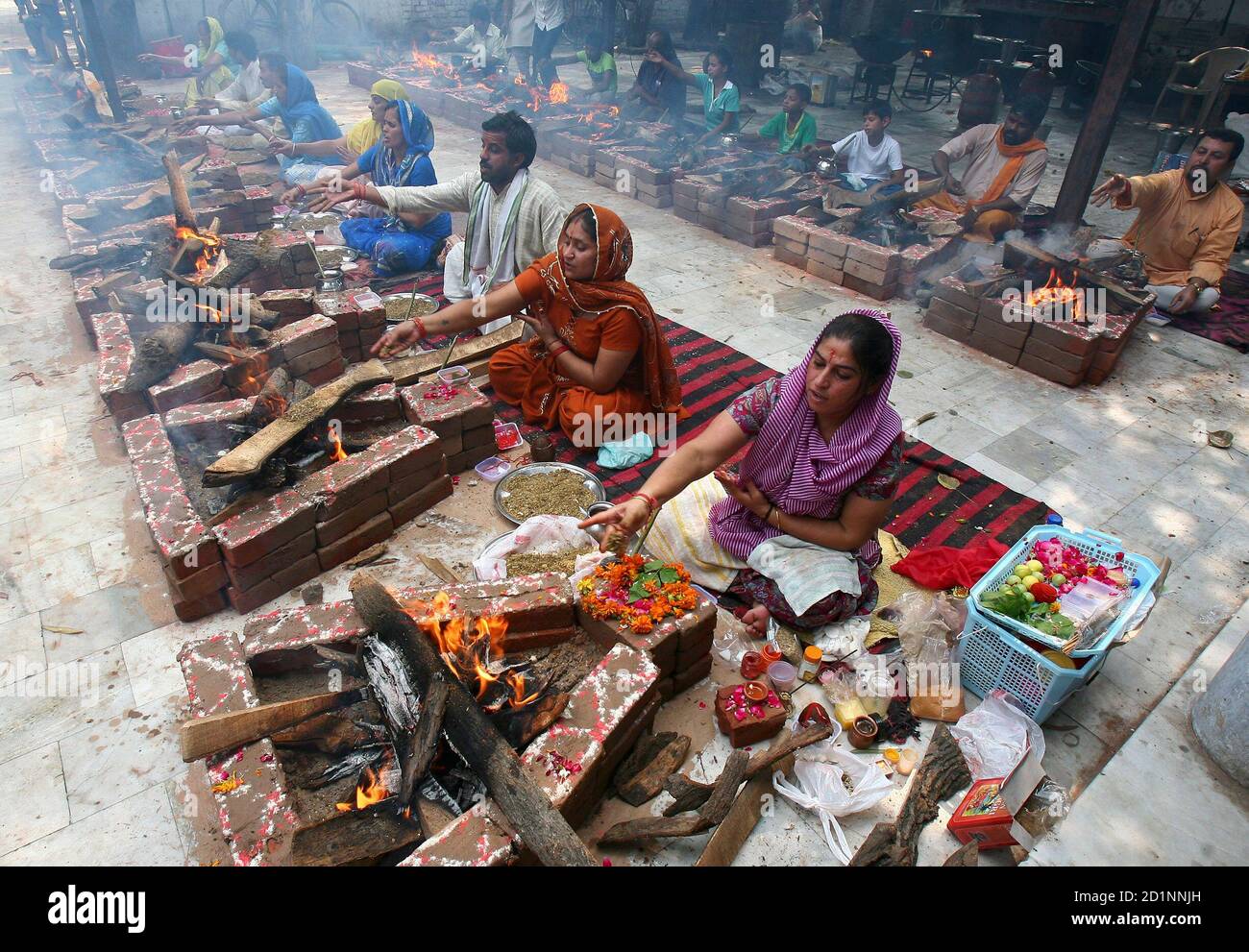 Yagna High Resolution Stock Photography and Images - Alamy