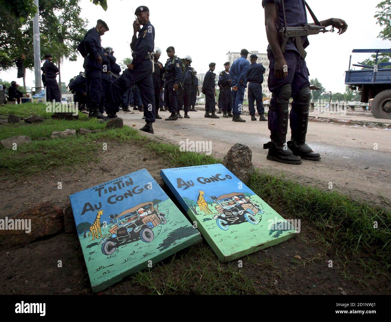 Tintin cartoon character hi-res stock photography and images - Alamy