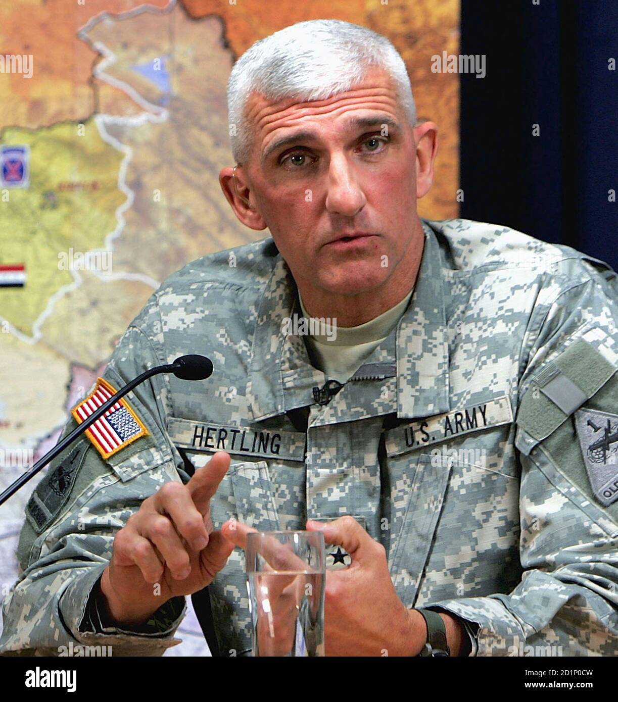 Mark hertling hi-res stock photography and images - Alamy