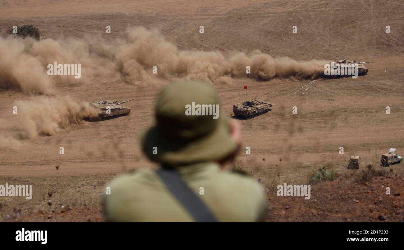 Golan heights and soldier hi-res stock photography and images - Alamy