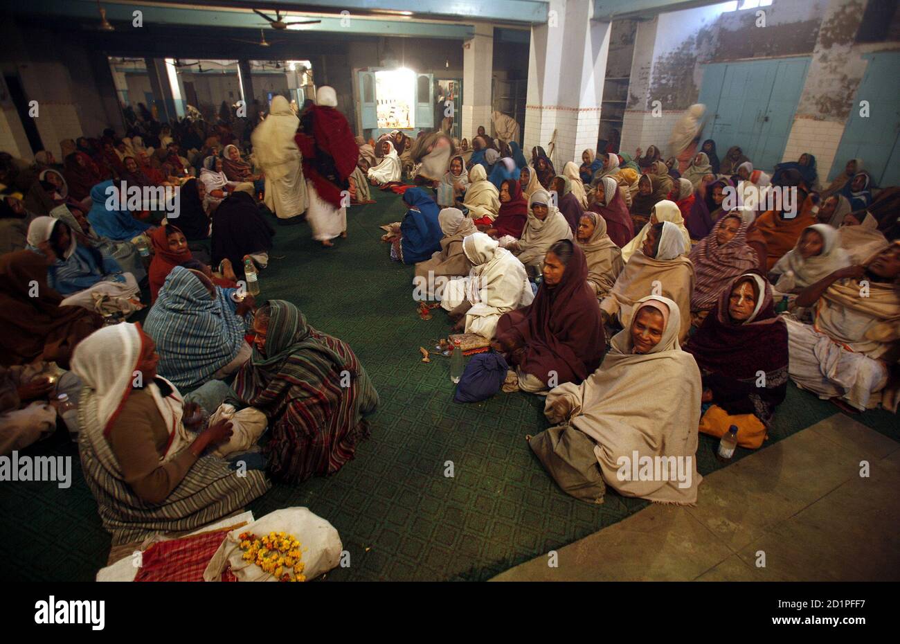 Desperately Poor High Resolution Stock Photography and Images - Alamy