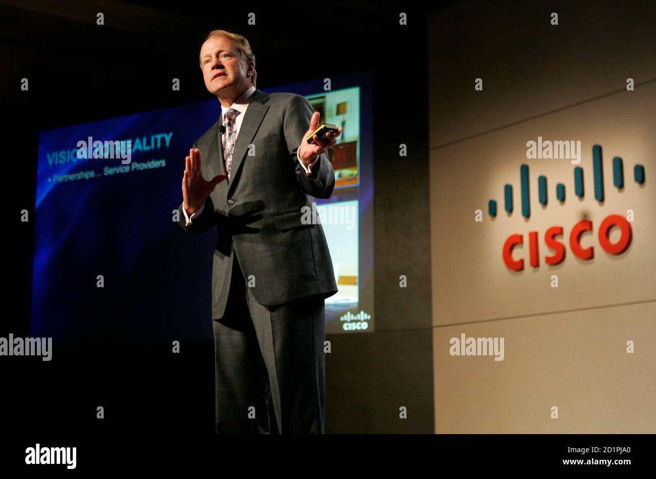 John chambers of cisco systems hi-res stock photography and images - Alamy