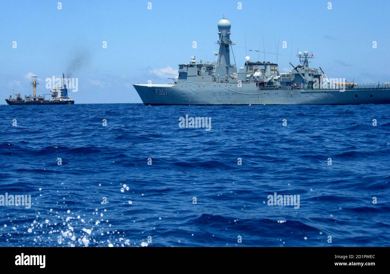 Machineguns hi-res stock photography and images - Alamy