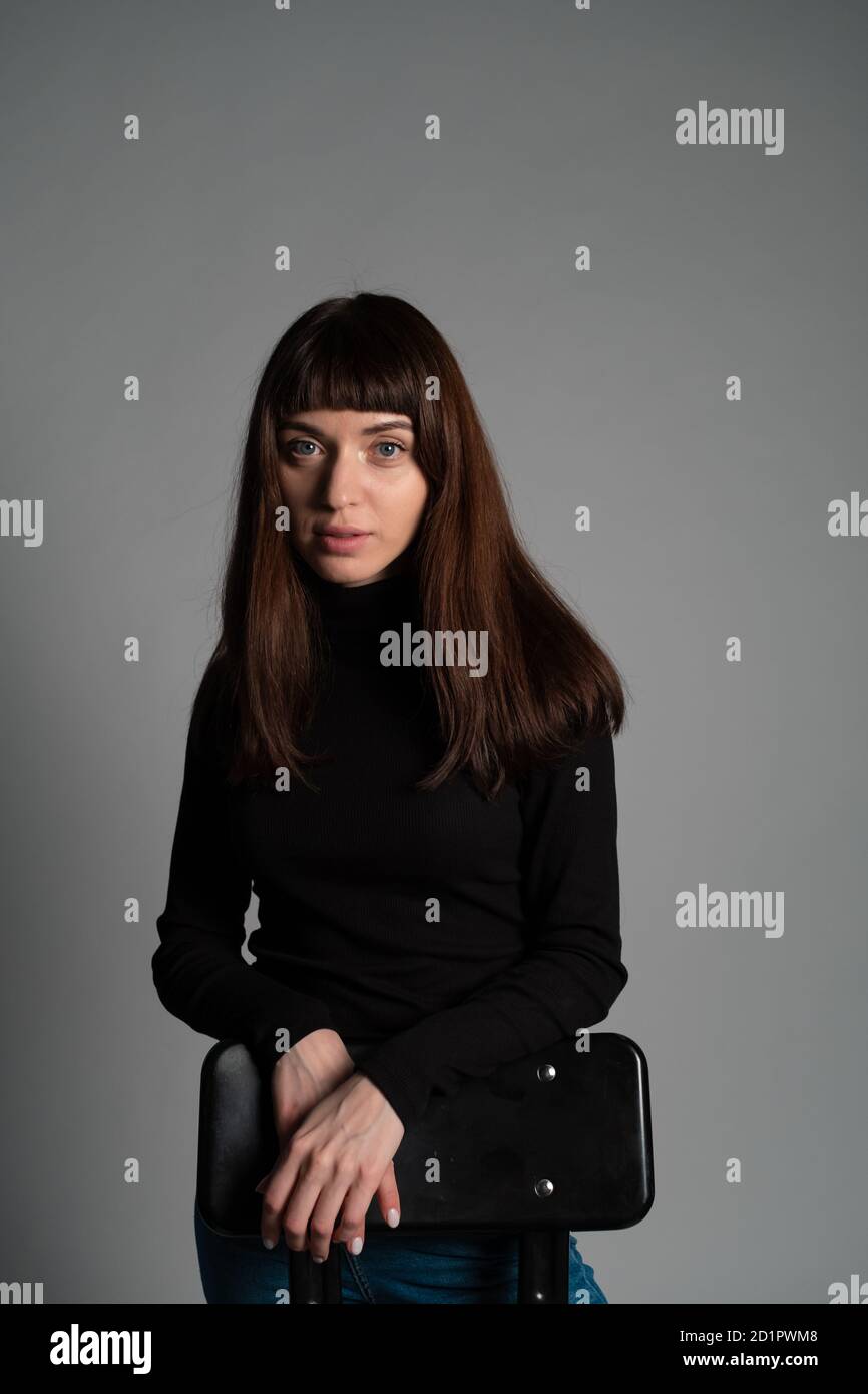 Folded arms behind back hi-res stock photography and images - Alamy