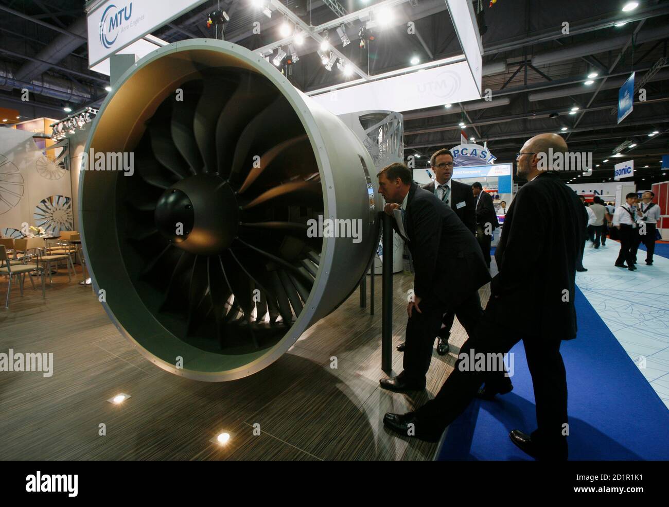 Airbus a380 engine service hi-res stock photography and images - Alamy