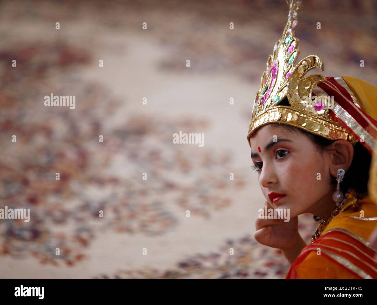 Hindu goddess radha hi-res stock photography and images - Alamy