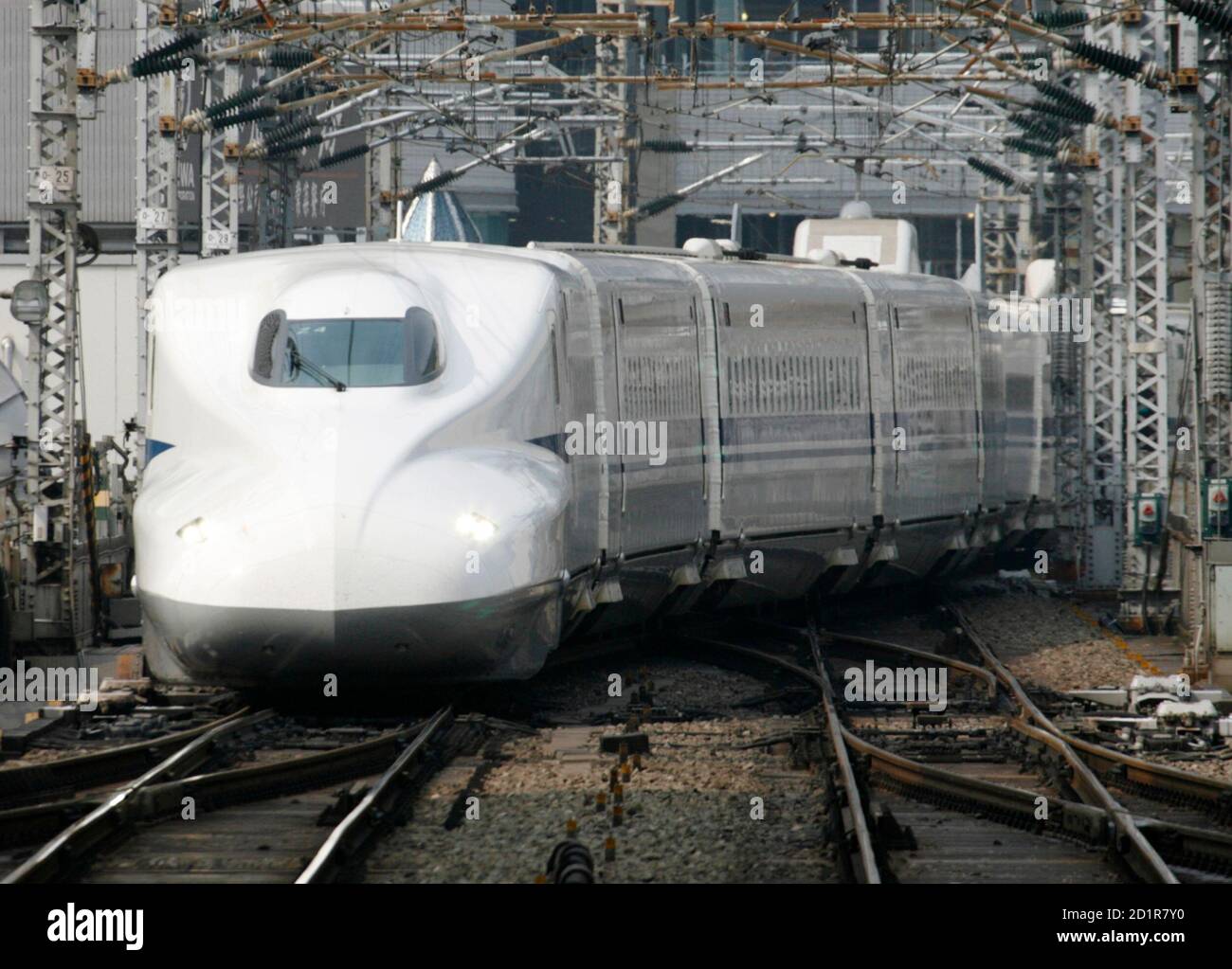 Japan tokyo station 2007 hi-res stock photography and images - Alamy