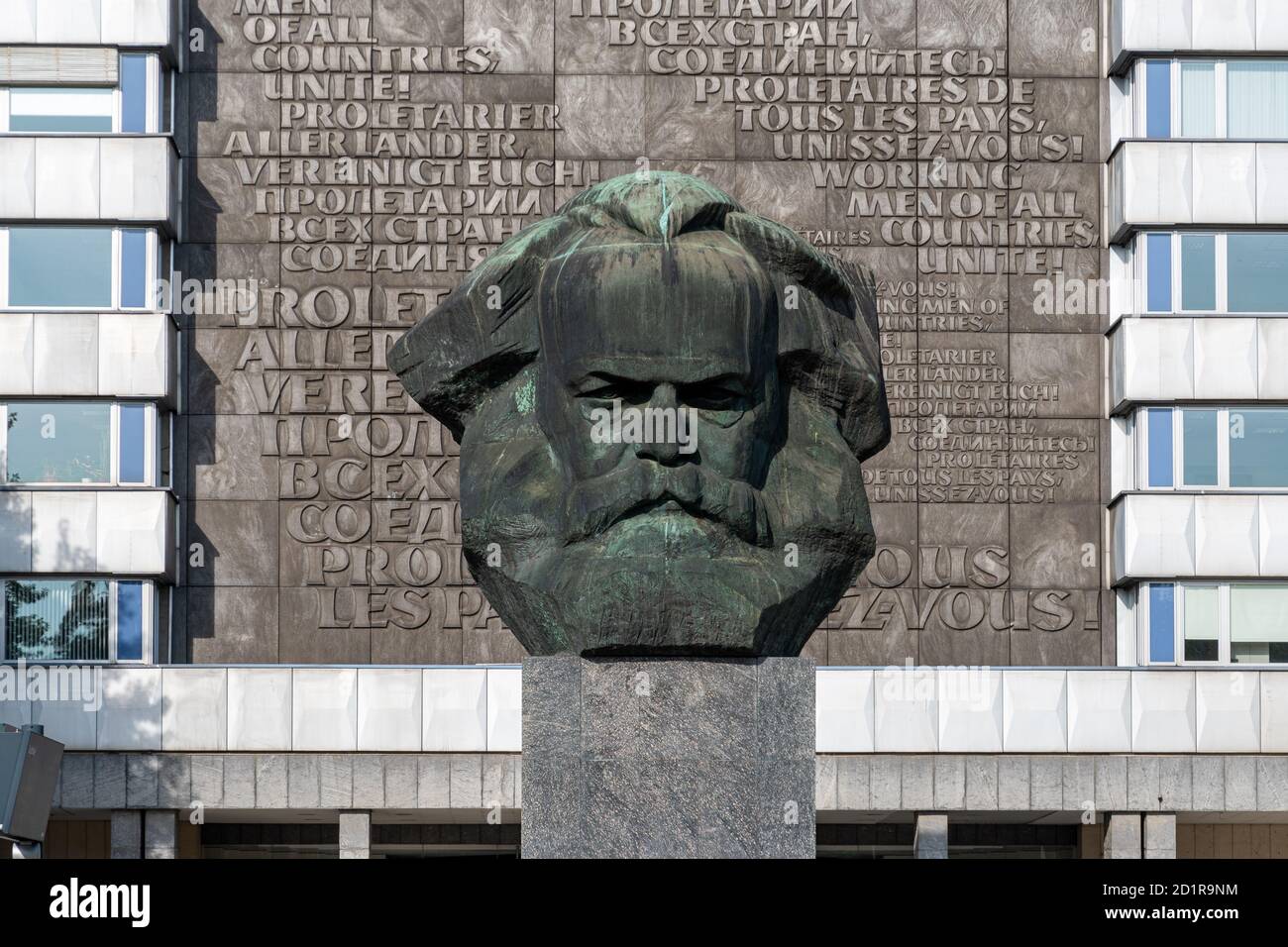 The Karl Marx Monument in Chemnitz Stock Photo - Alamy