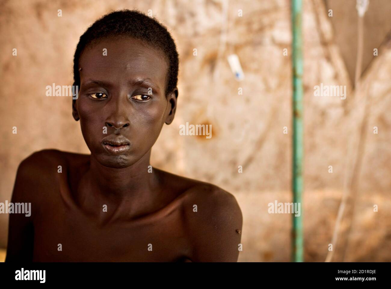 Nuer woman hi-res stock photography and images - Alamy