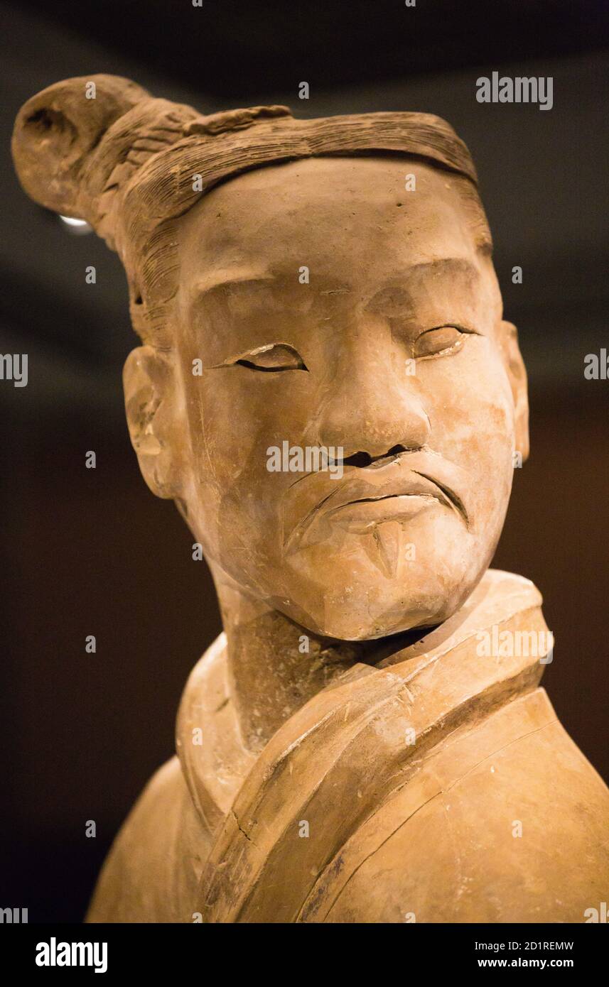 Life size terracotta figures hi-res stock photography and images - Alamy