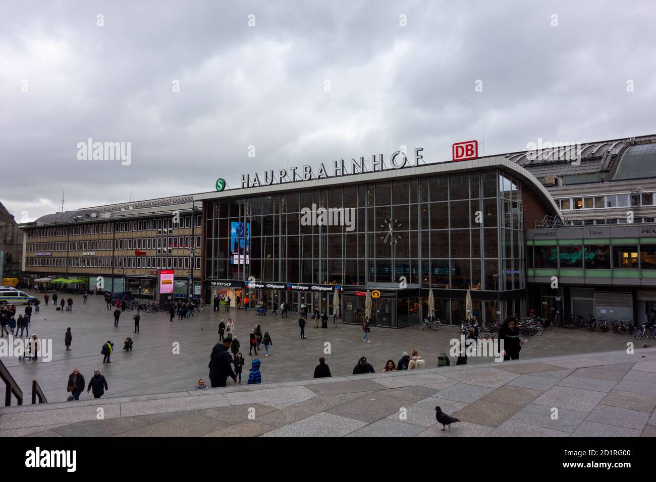 Cologne central station with local train hi-res stock photography and ...