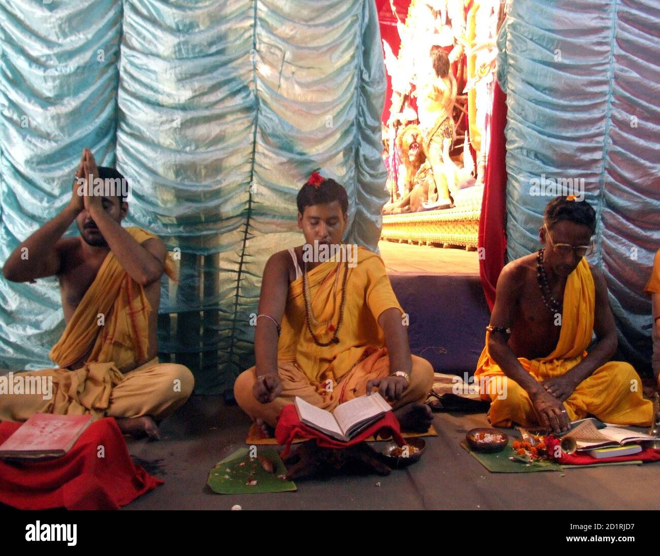 Hindu scriptures hi-res stock photography and images - Alamy