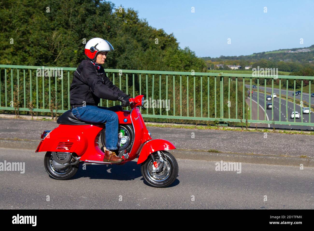 Piaggio vespa 90 ss super sprint hi-res stock photography and images ...