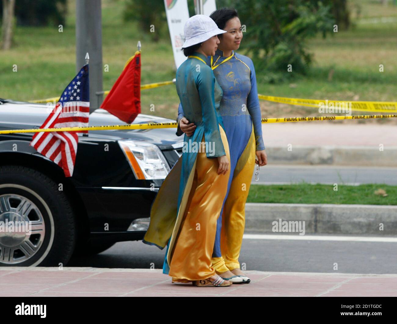 National convention centre hanoi hi-res stock photography and images ...