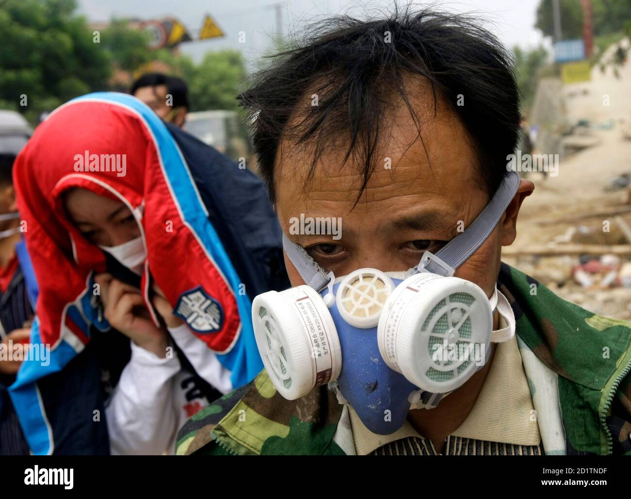 Wearing a gas mask hi-res stock photography and images - Alamy