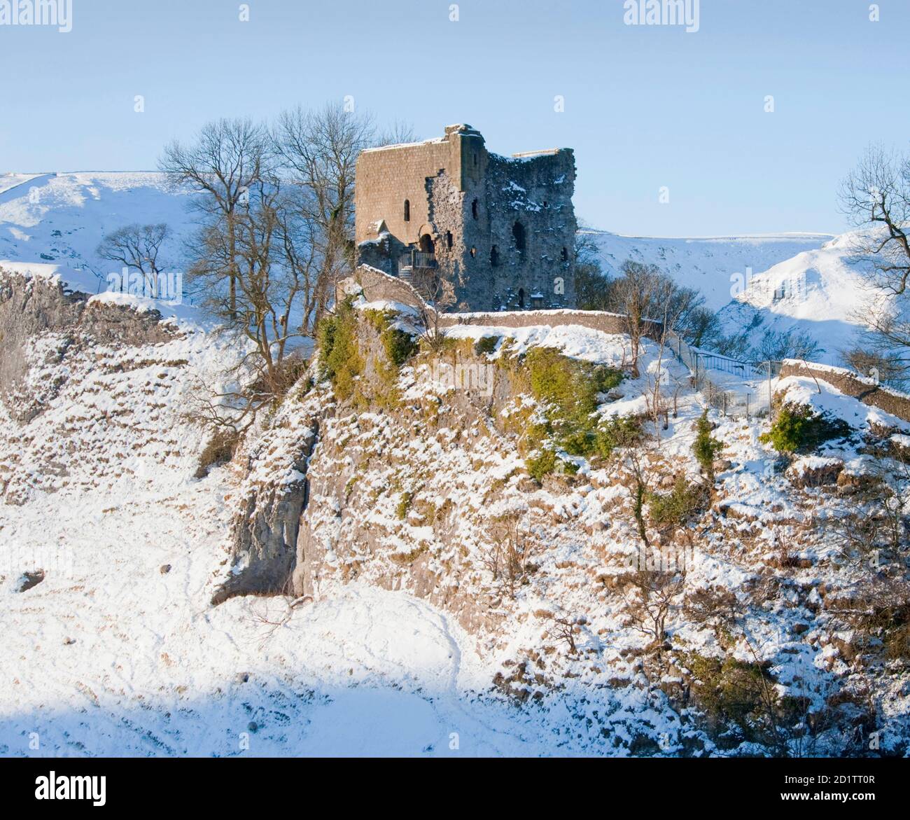 11th century medieval castle hi-res stock photography and images - Alamy