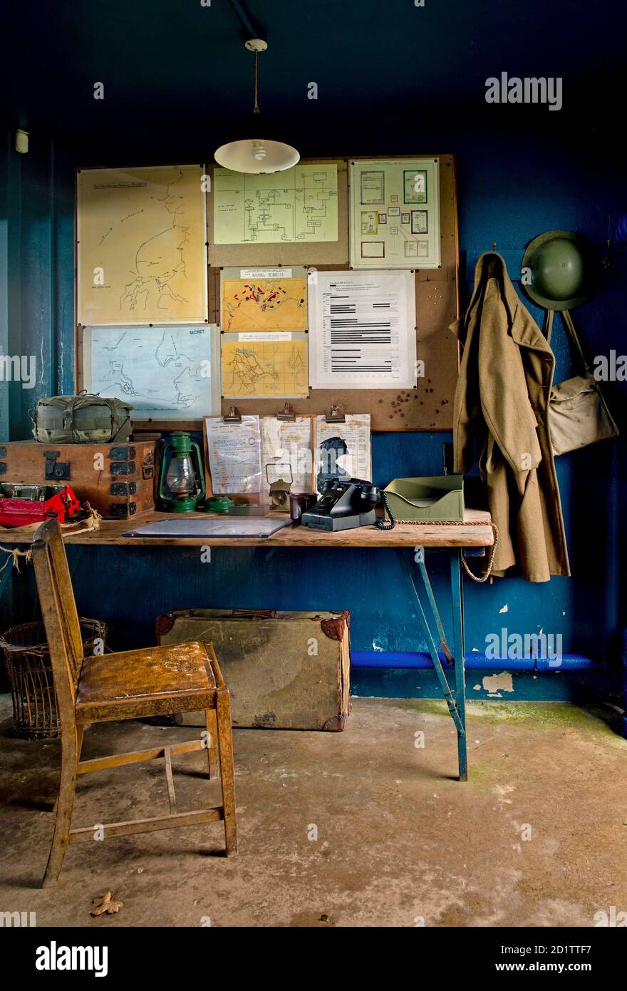 PENDENNIS CASTLE, Cornwall. View of the Battery Observation Post which ...