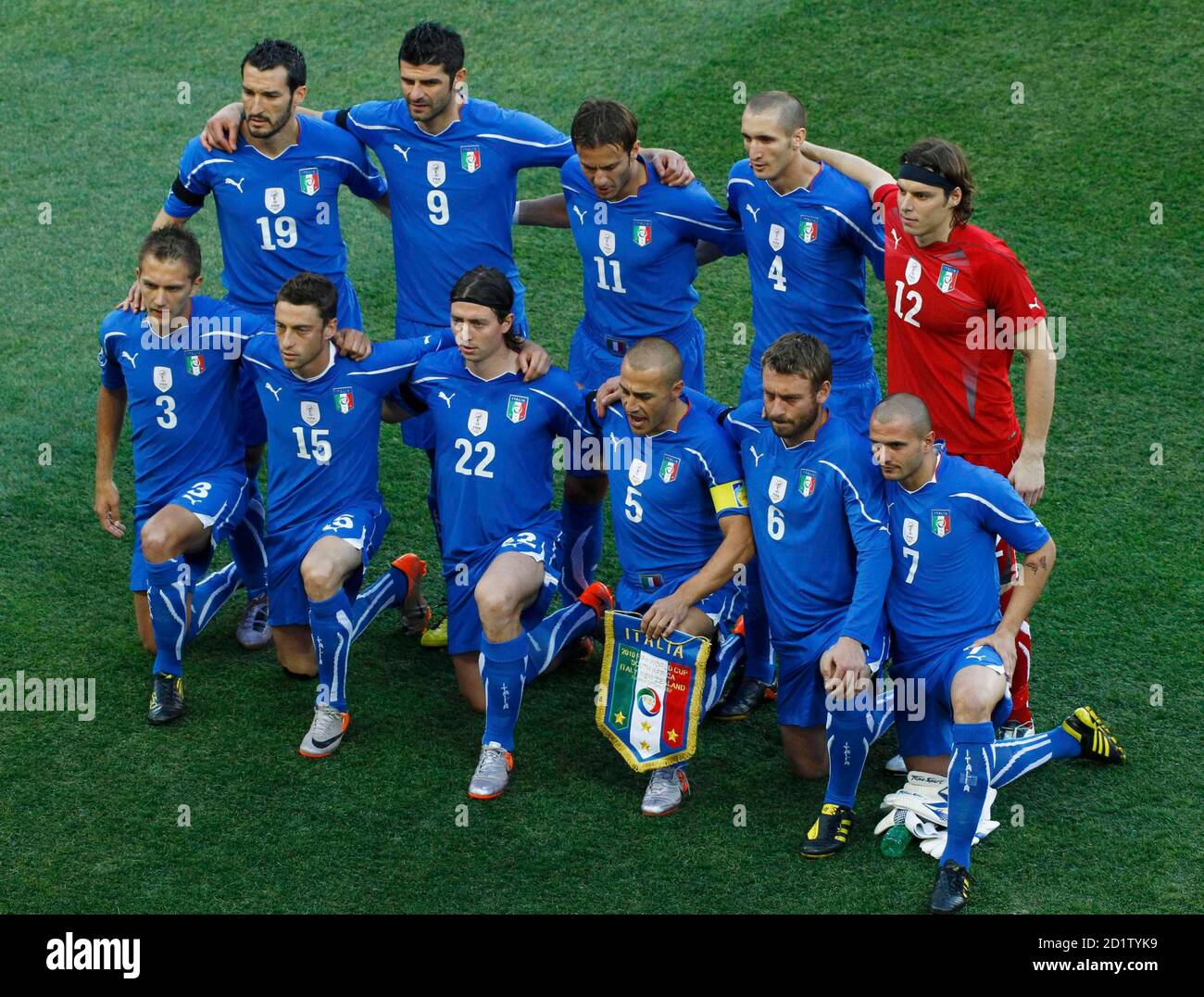 Italian soccer players hi-res stock photography and images - Alamy