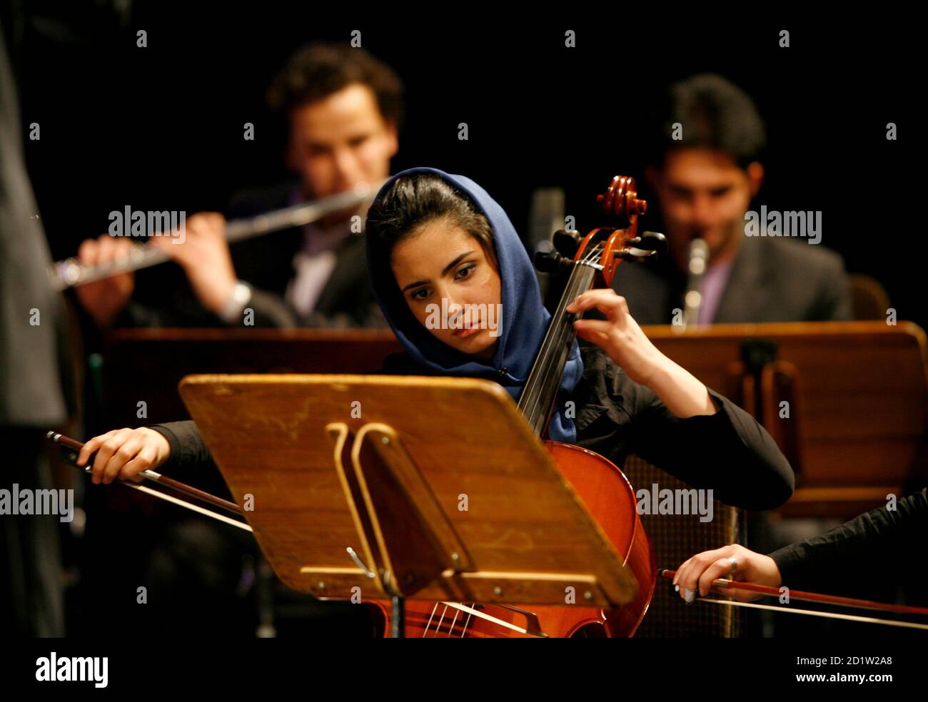 Concert hall orchestra youth hi-res stock photography and images - Alamy
