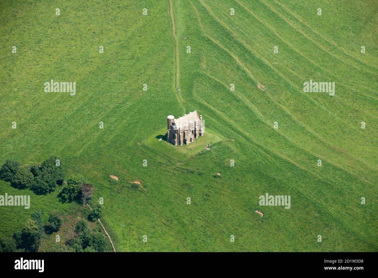 Medieval style chapel hi-res stock photography and images - Alamy