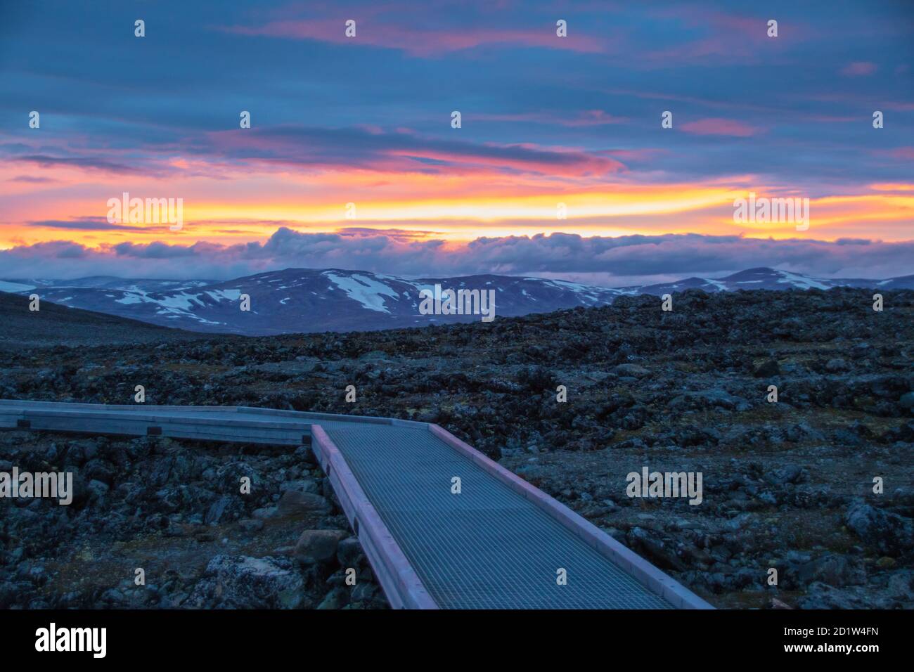 Jotunheimr hi-res stock photography and images - Alamy
