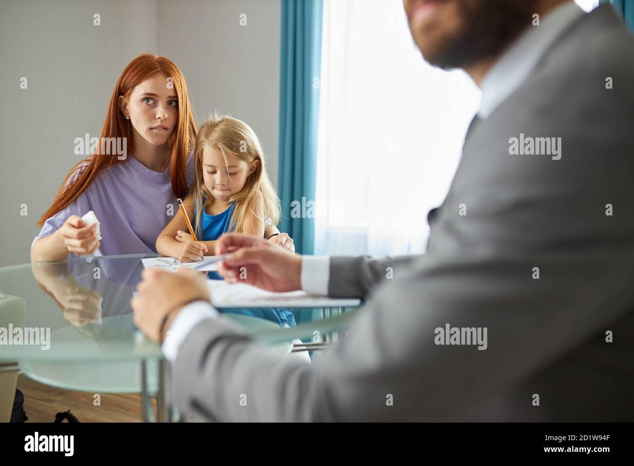 Child interview adult hi-res stock photography and images - Alamy