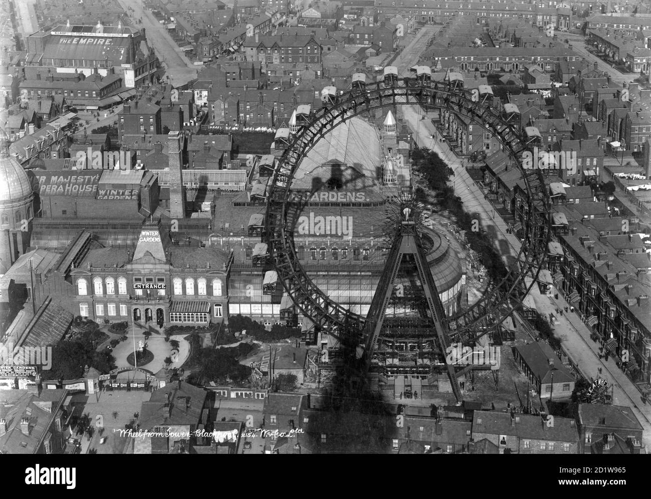 Ferris wheel horizontal Black and White Stock Photos & Images - Alamy