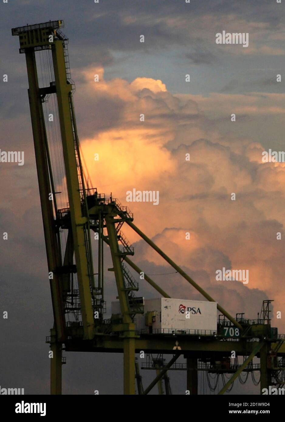Tim crane hi-res stock photography and images - Alamy