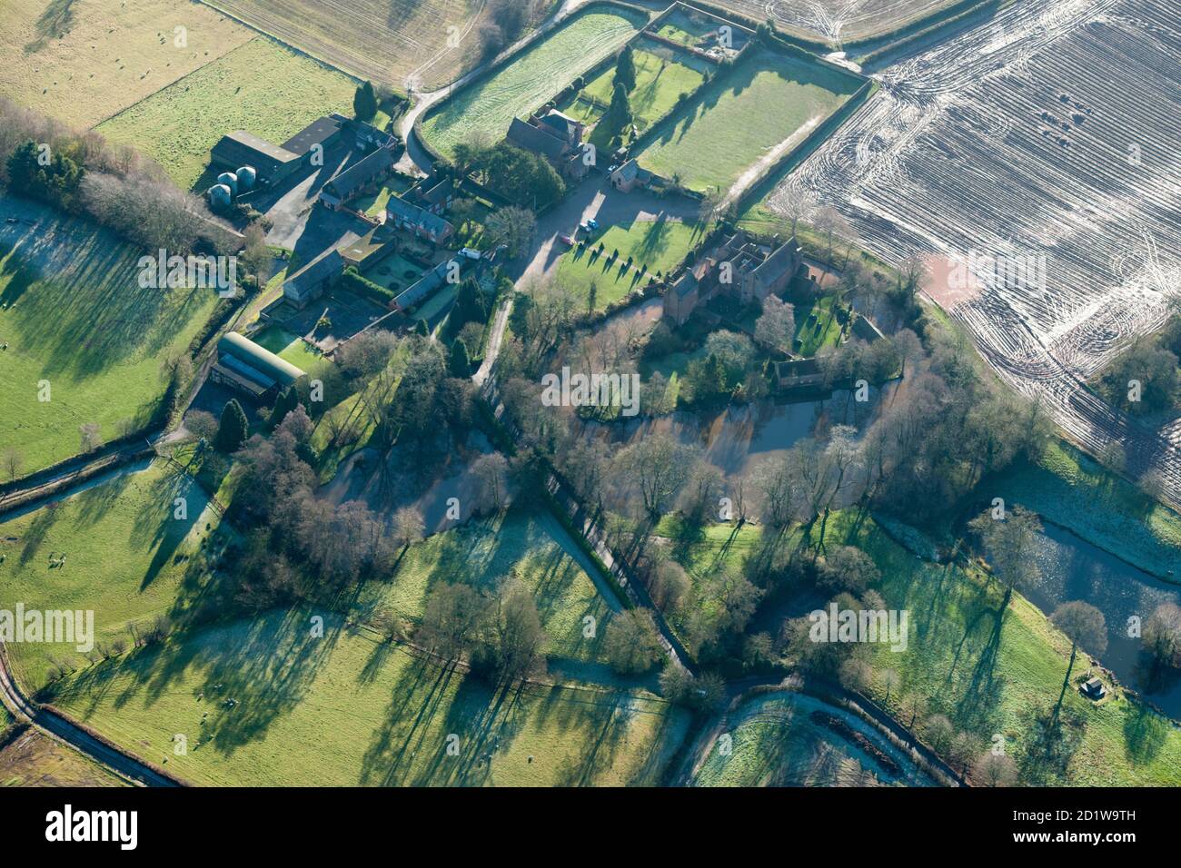 Harvington hall worcestershire hi-res stock photography and images - Alamy