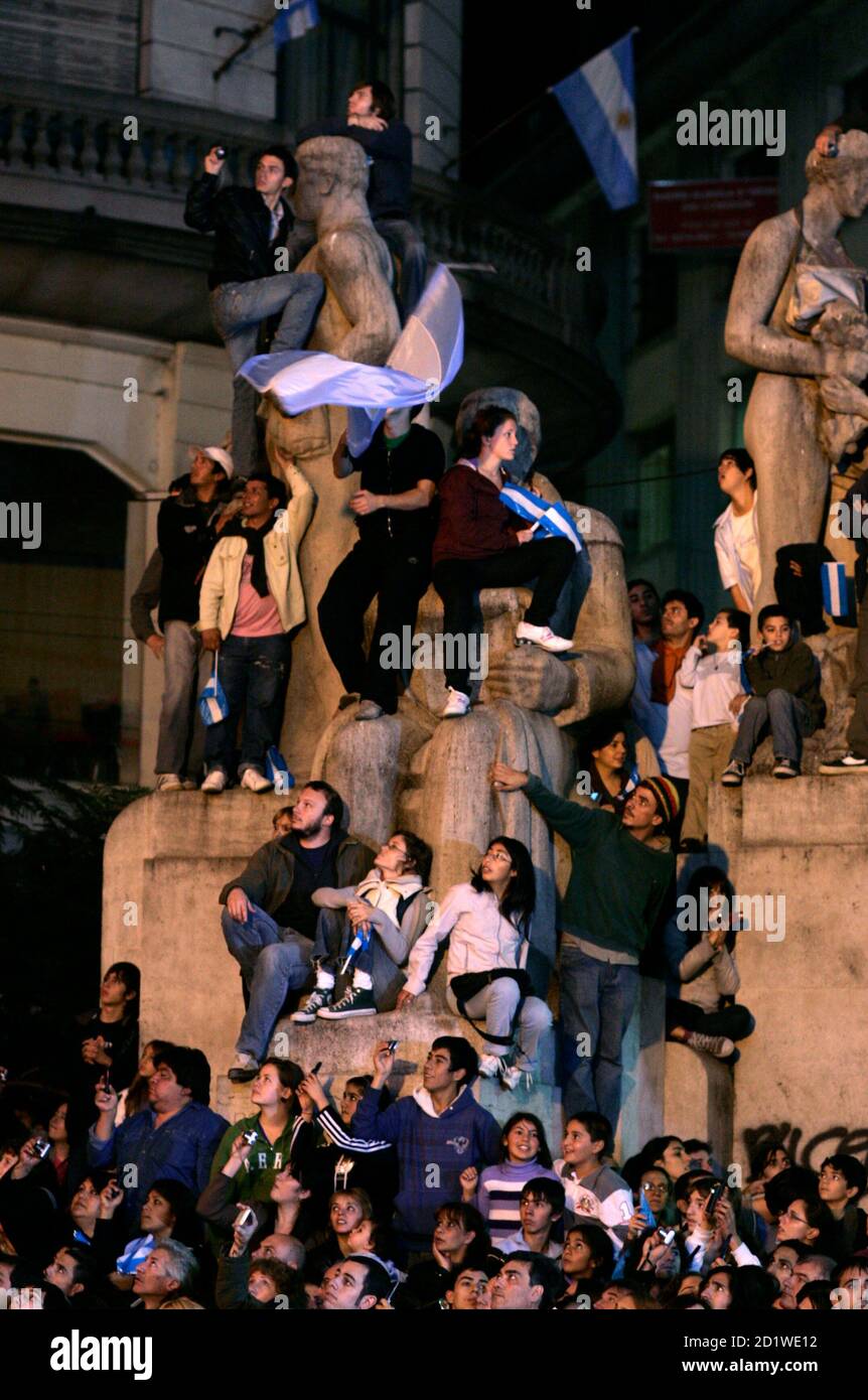 25 de mayo revolution hi-res stock photography and images - Alamy