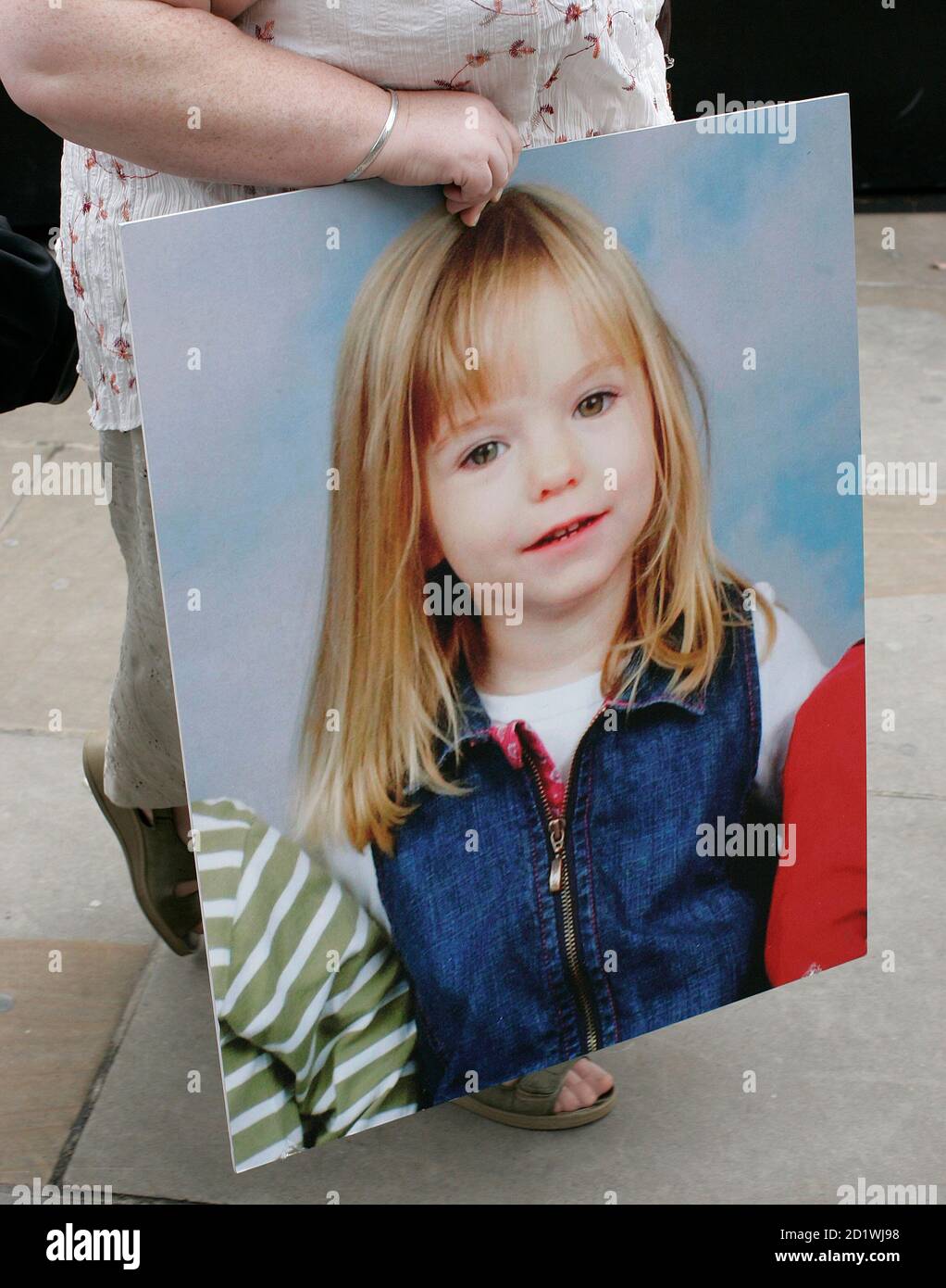 Missing Girl Poster High Resolution Stock Photography and Images - Alamy